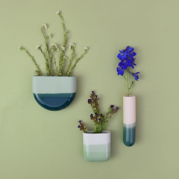 Muurvaas (half rond) van Studio Harm & Elke | MAY & JUNE